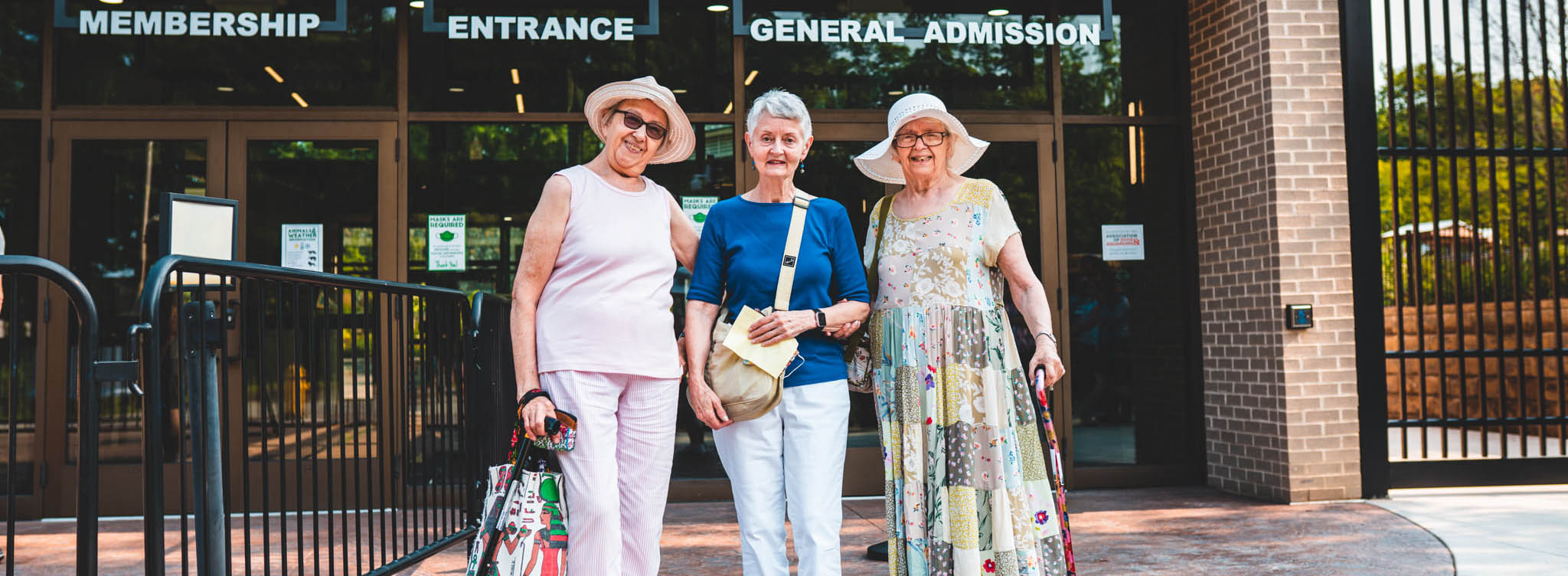 Resident's Dream to Visit Zoo Realized » Life At Greencroft Goshen ...